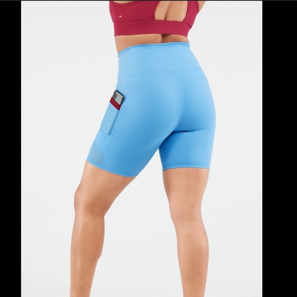 Fabletics | Shorts | Fabletics Mila Ultra High Waisted 7 Shorts Large ...